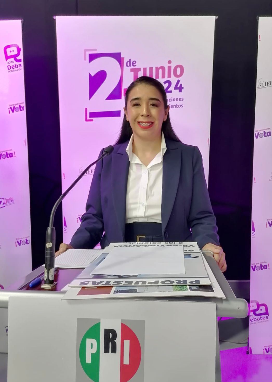 ALEJANDRA CASTRO GANÓ EL DEBATE POR SAN ANTONIO LA ISLA | PRIEDOMEX